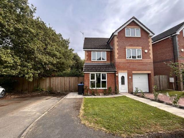 4 Bedroom Detached House