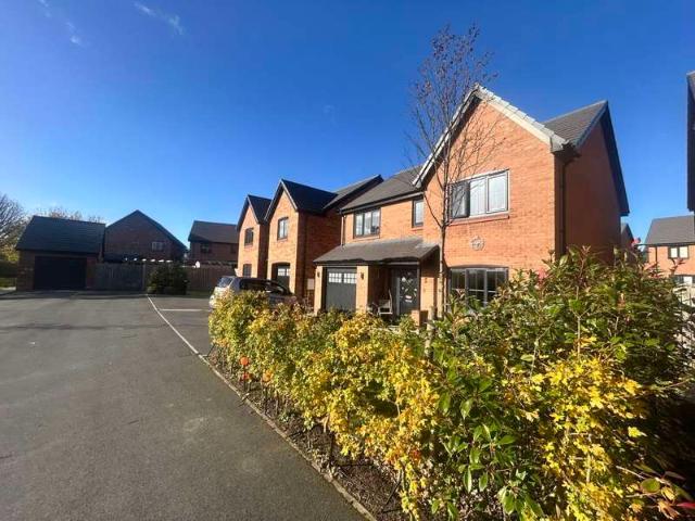 4 Bedroom Detached House