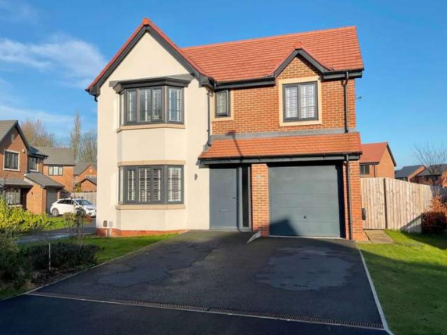 4 Bedroom Detached House