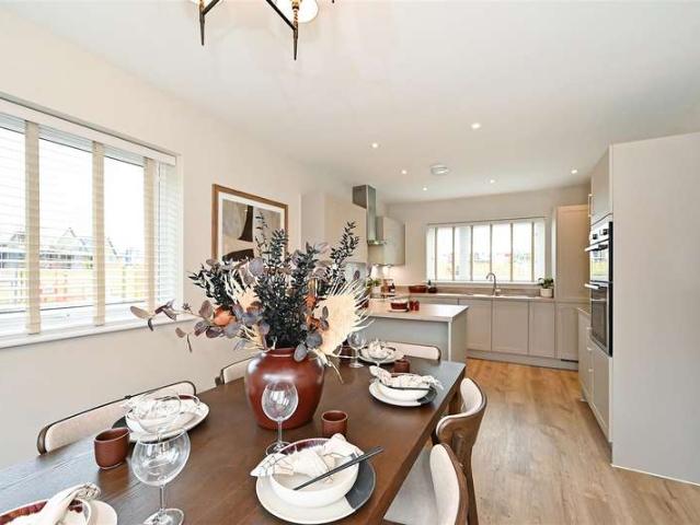 4 Bedroom Detached House