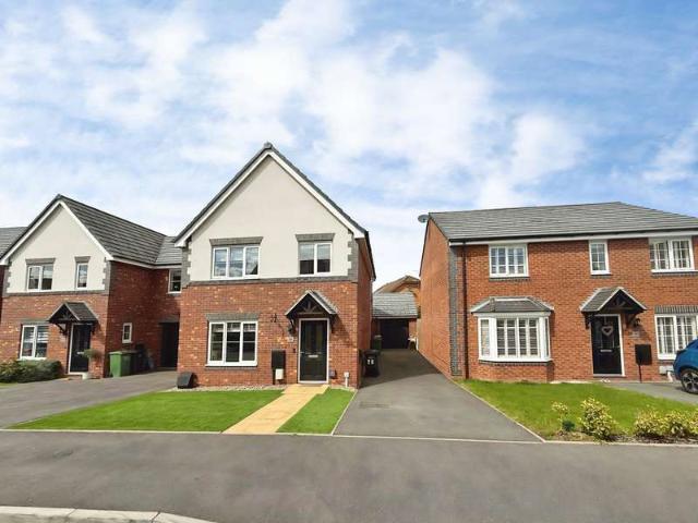 4 Bedroom Detached House