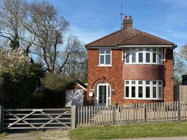 4 Bedroom Detached House