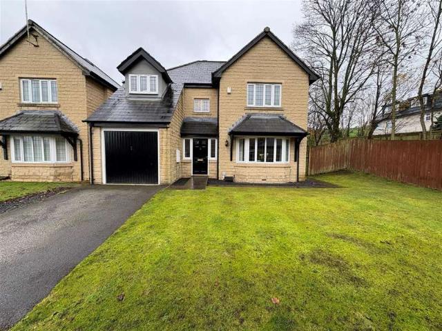 4 Bedroom Detached House