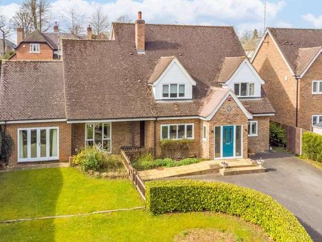4 Bedroom Detached House