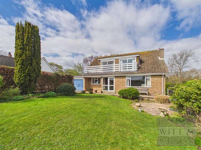 4 Bedroom Detached House