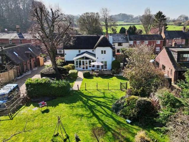 4 Bedroom Detached House