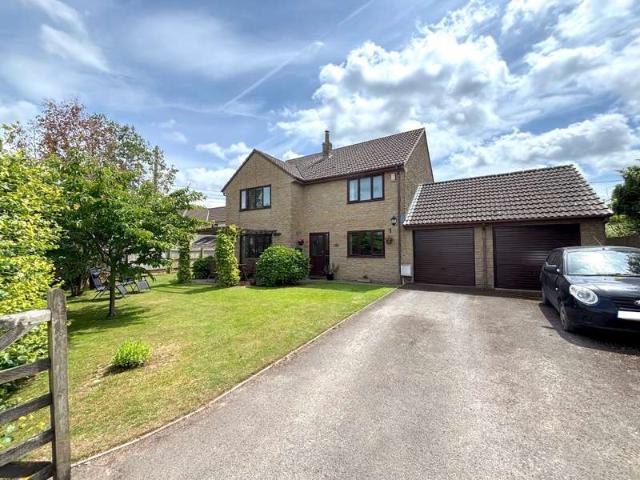 4 Bedroom Detached House