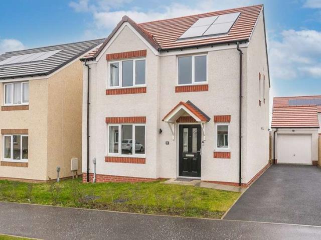 4 Bedroom Detached House