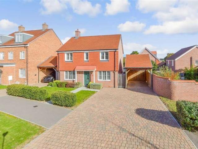 4 Bedroom Detached House