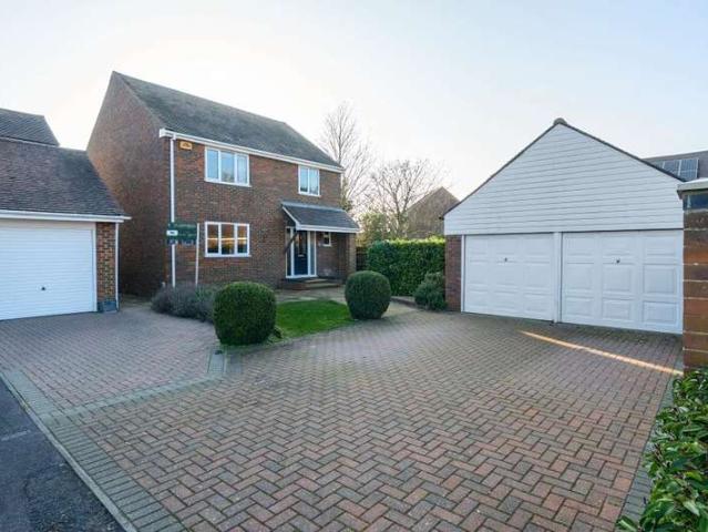 4 Bedroom Detached House