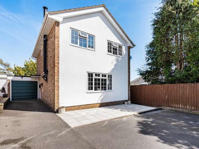 4 Bedroom Detached House