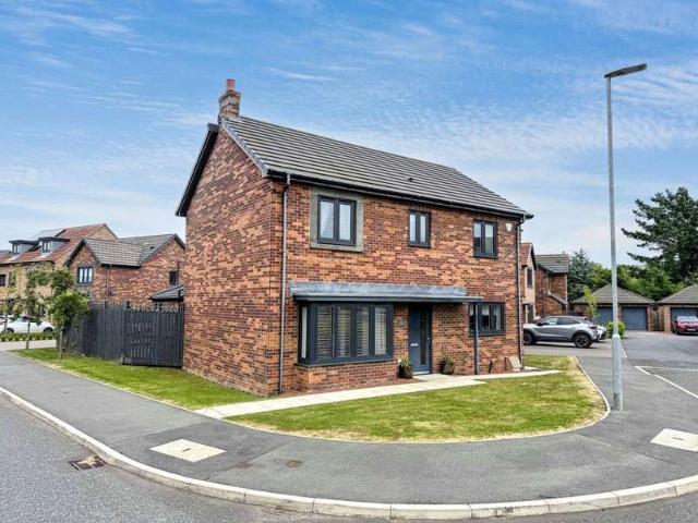 4 Bedroom Detached House