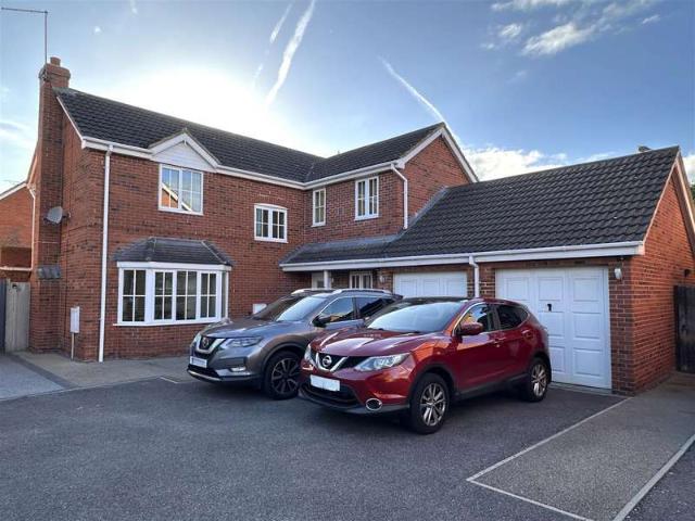 4 Bedroom Detached House