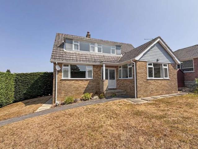 4 Bedroom Detached House