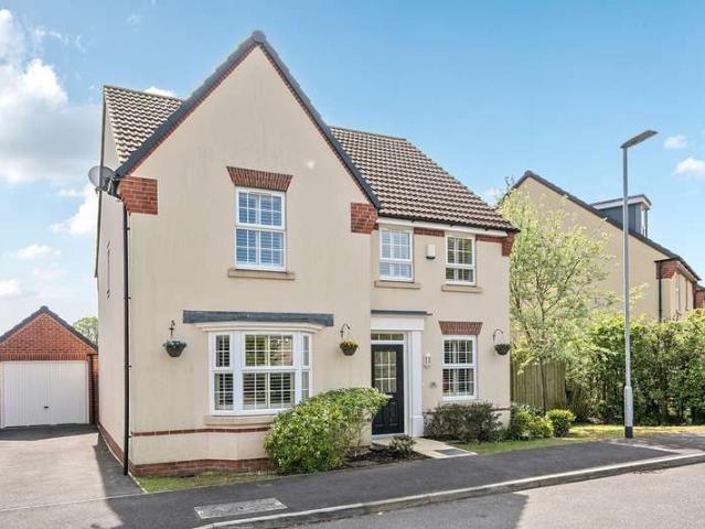 4 Bedroom Detached House