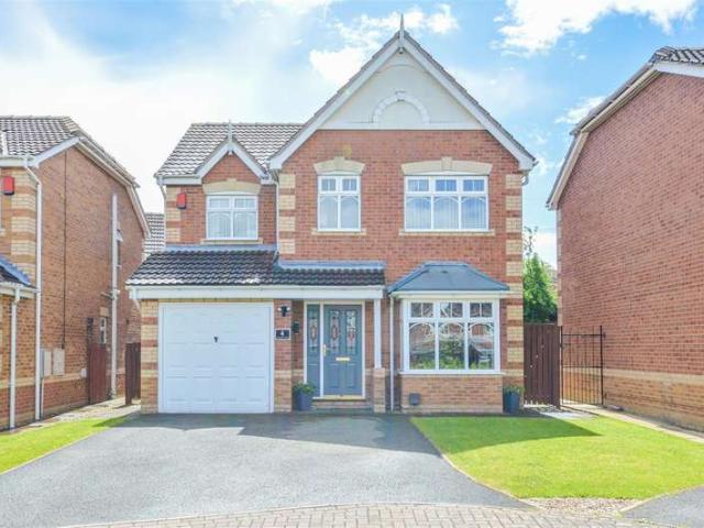 4 Bedroom Detached House