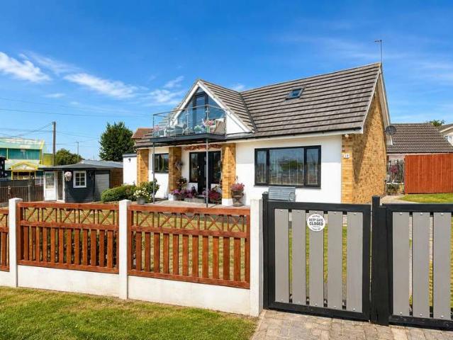4 Bedroom Detached House