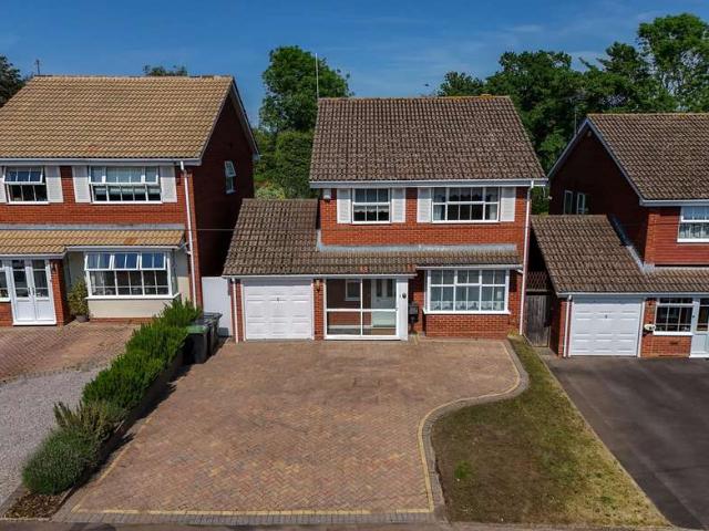 4 Bedroom Detached House