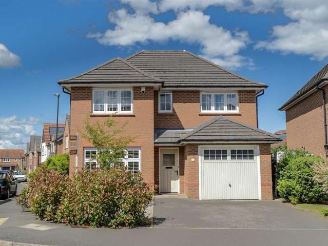 4 Bedroom Detached House