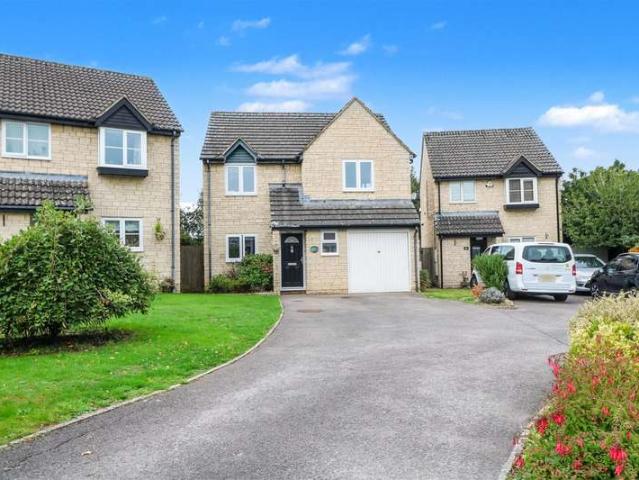 4 Bedroom Detached House