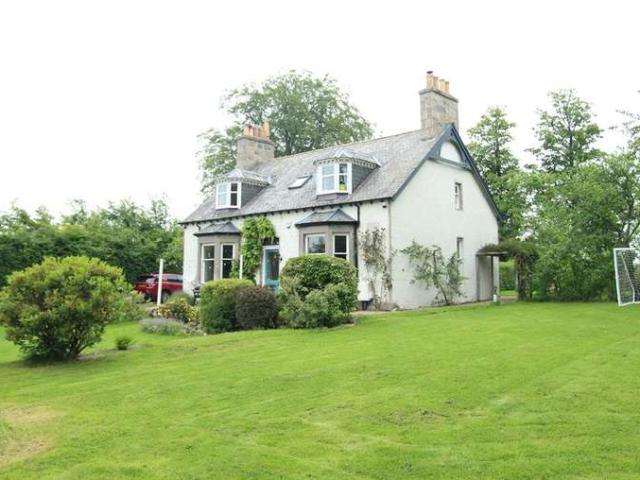 4 Bedroom Detached House
