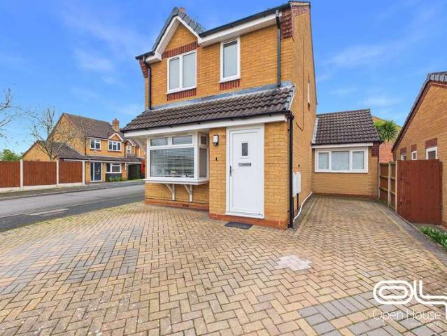 4 Bedroom Detached House