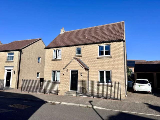 4 Bedroom Detached House