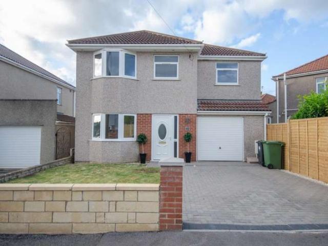 4 Bedroom Detached House