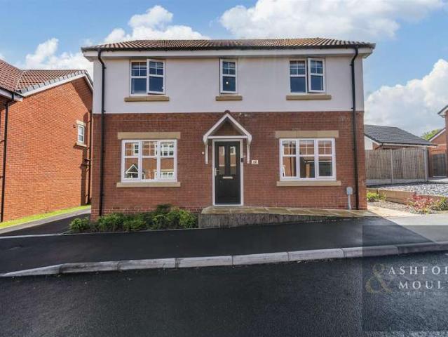 4 Bedroom Detached House