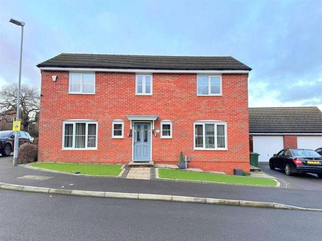 4 Bedroom Detached House