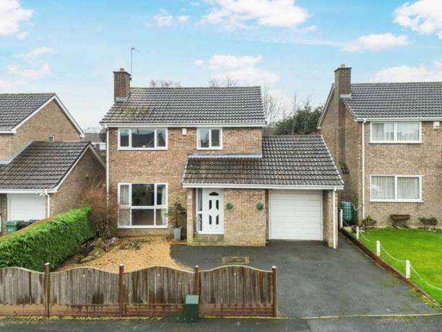 4 Bedroom Detached House