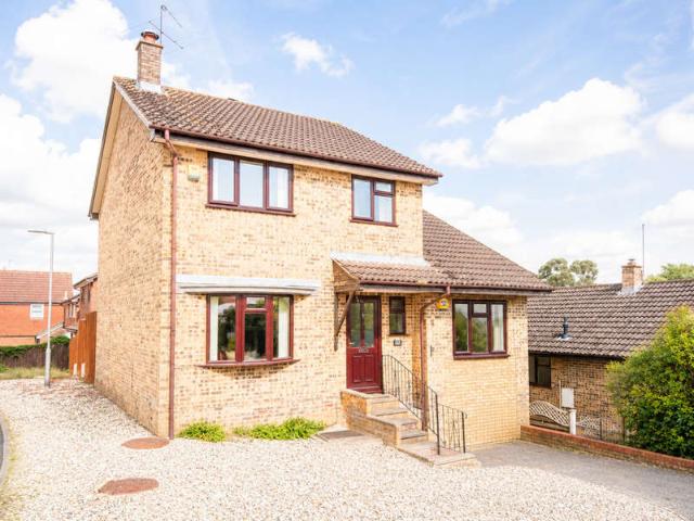 4 Bedroom Detached House