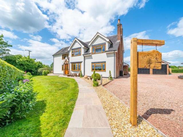 4 Bedroom Detached House