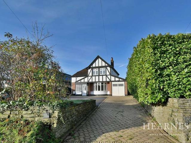 4 Bedroom Detached House
