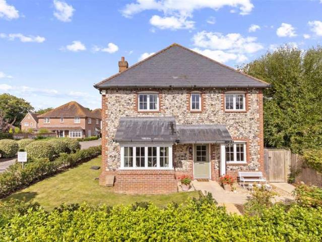 4 Bedroom Detached House