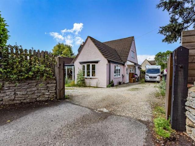 4 Bedroom Detached House
