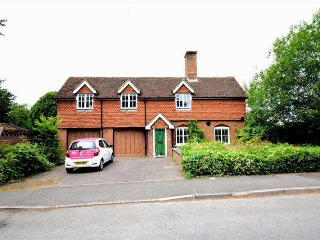 4 Bedroom Detached House