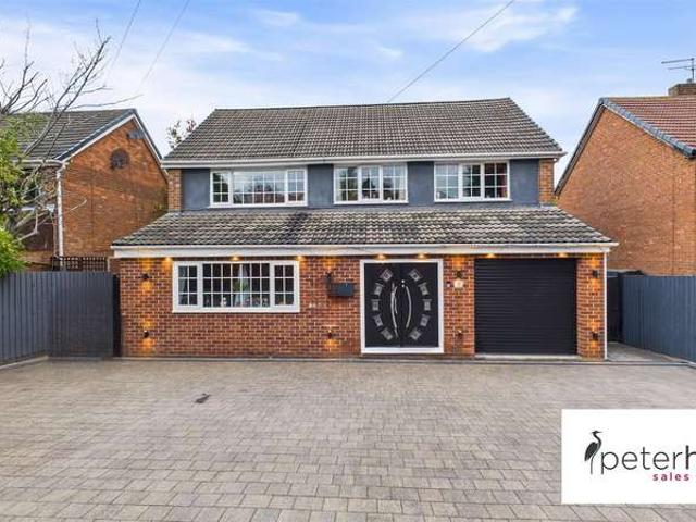 4 Bedroom Detached House