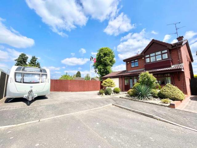 4 Bedroom Detached House