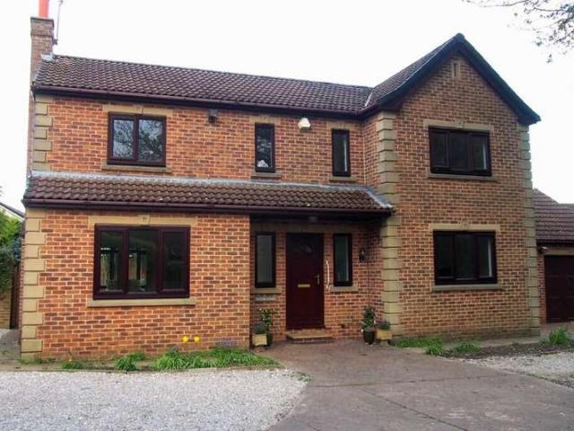 4 Bedroom Detached House