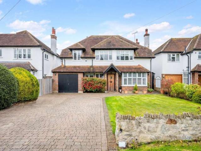 4 Bedroom Detached House