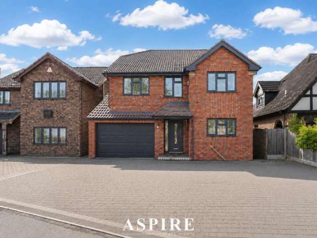 4 Bedroom Detached House
