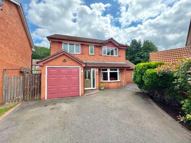 4 Bedroom Detached House