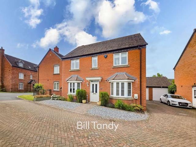 4 Bedroom Detached House