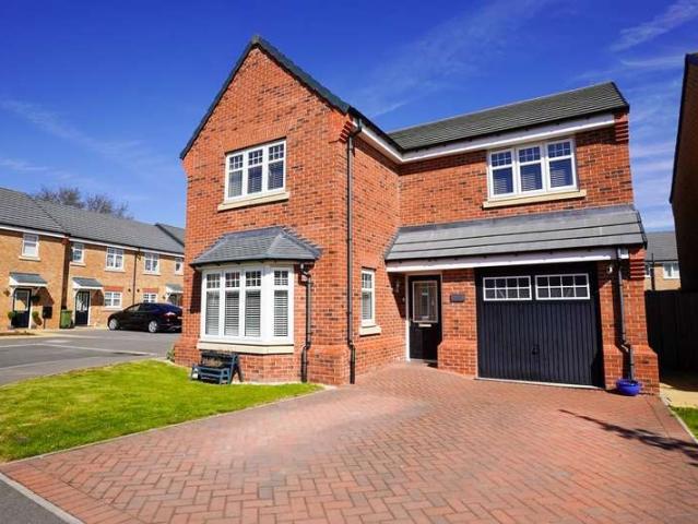 4 Bedroom Detached House