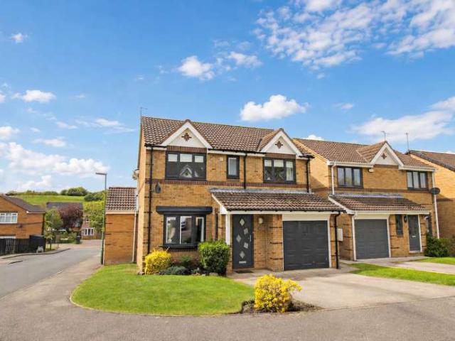4 Bedroom Detached House