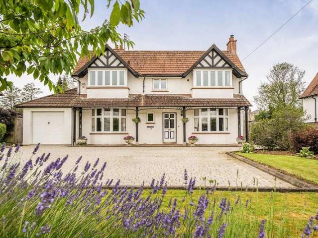 4 Bedroom Detached House