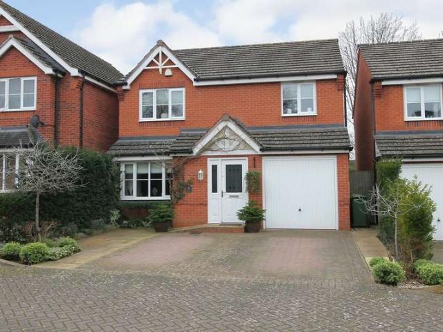 4 Bedroom Detached House