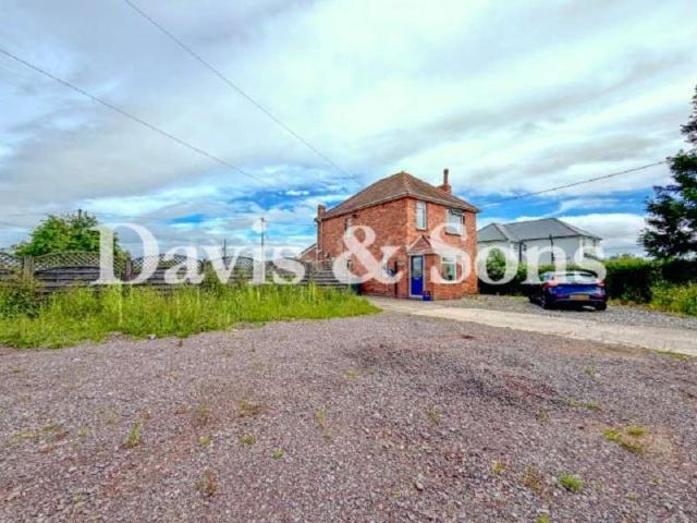 4 Bedroom Detached House