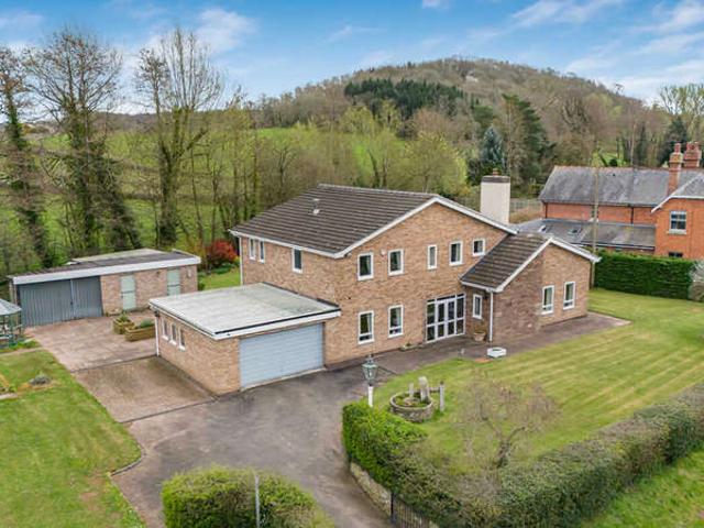 4 Bedroom Detached House
